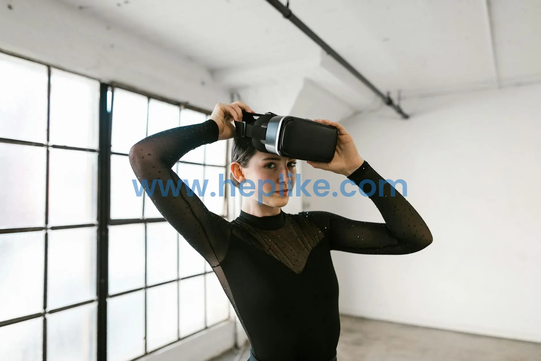 "The Rise of Virtual Concerts: Redefining Live Music Experiences"